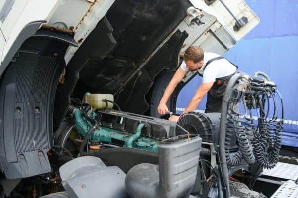 Diesel Mechanic Salary Information | Pennco Tech